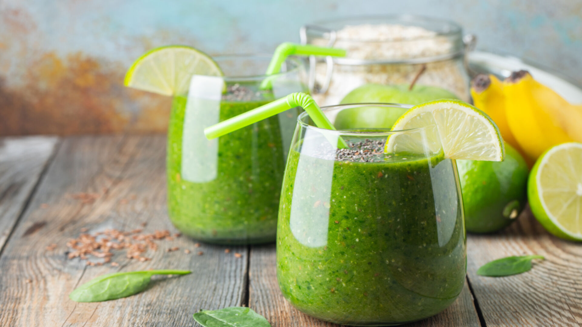Pobudzające zielone smoothie na śniadanie [PRZEPIS] - Zdrowie Radio ZET